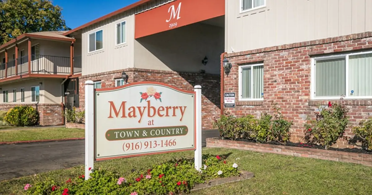 Home | Mayberry at Town and Country